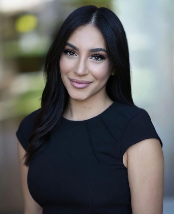 Robina Ahmadi